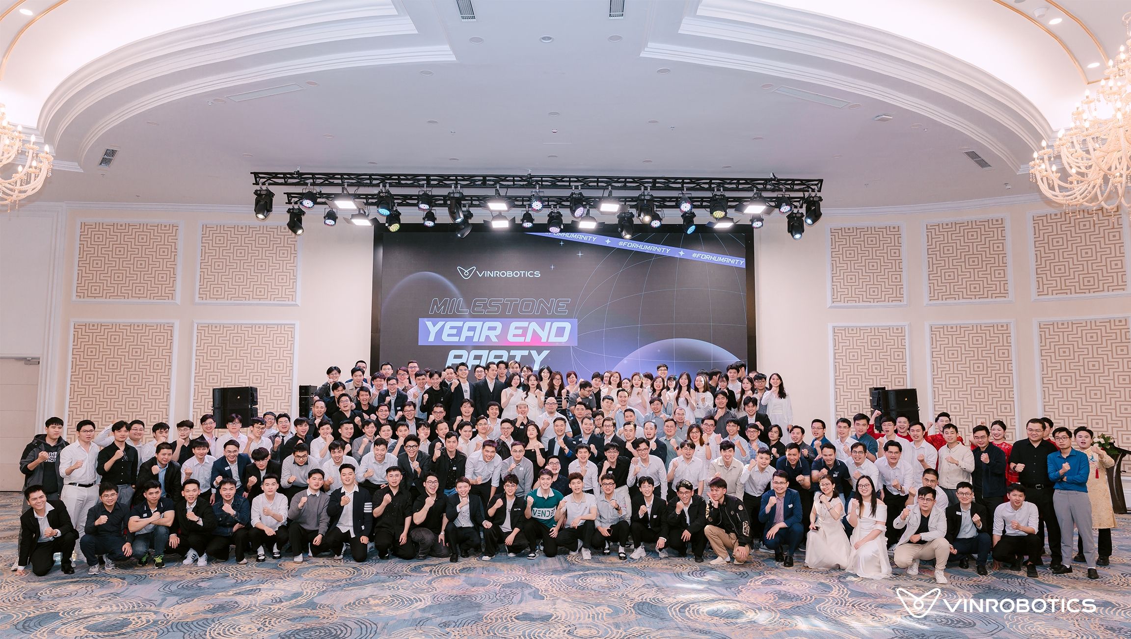 VinRobotics Closes 2025: Accelerating People Growth, Marking ...